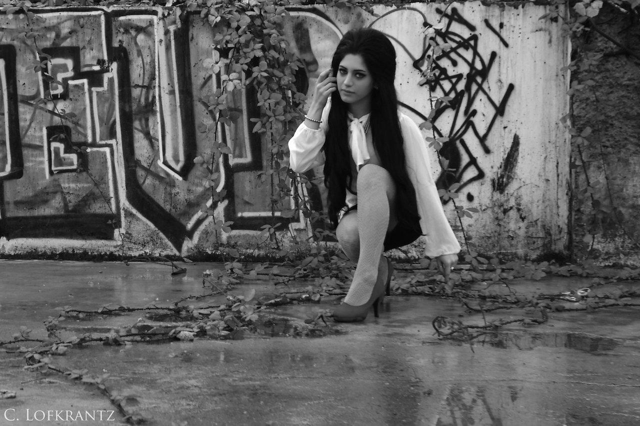 30 Beautiful Sad Pictures | Art and Design