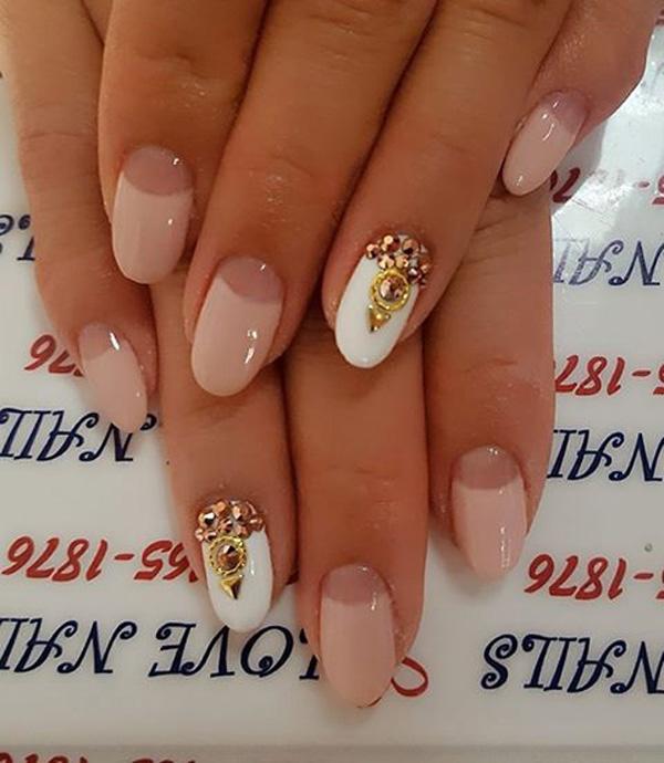 50 Elegant Oval Nail Designs For Every Occasion Hatinews