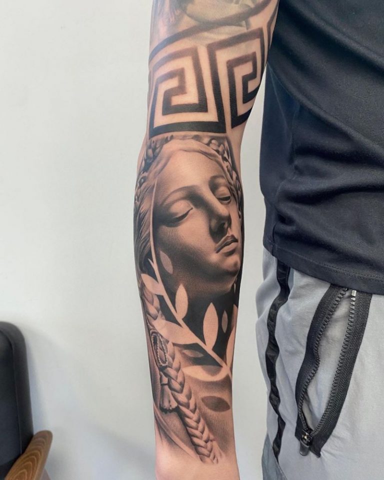20 Captivating Aphrodite Tattoo Designs and Meanings | Art and Design